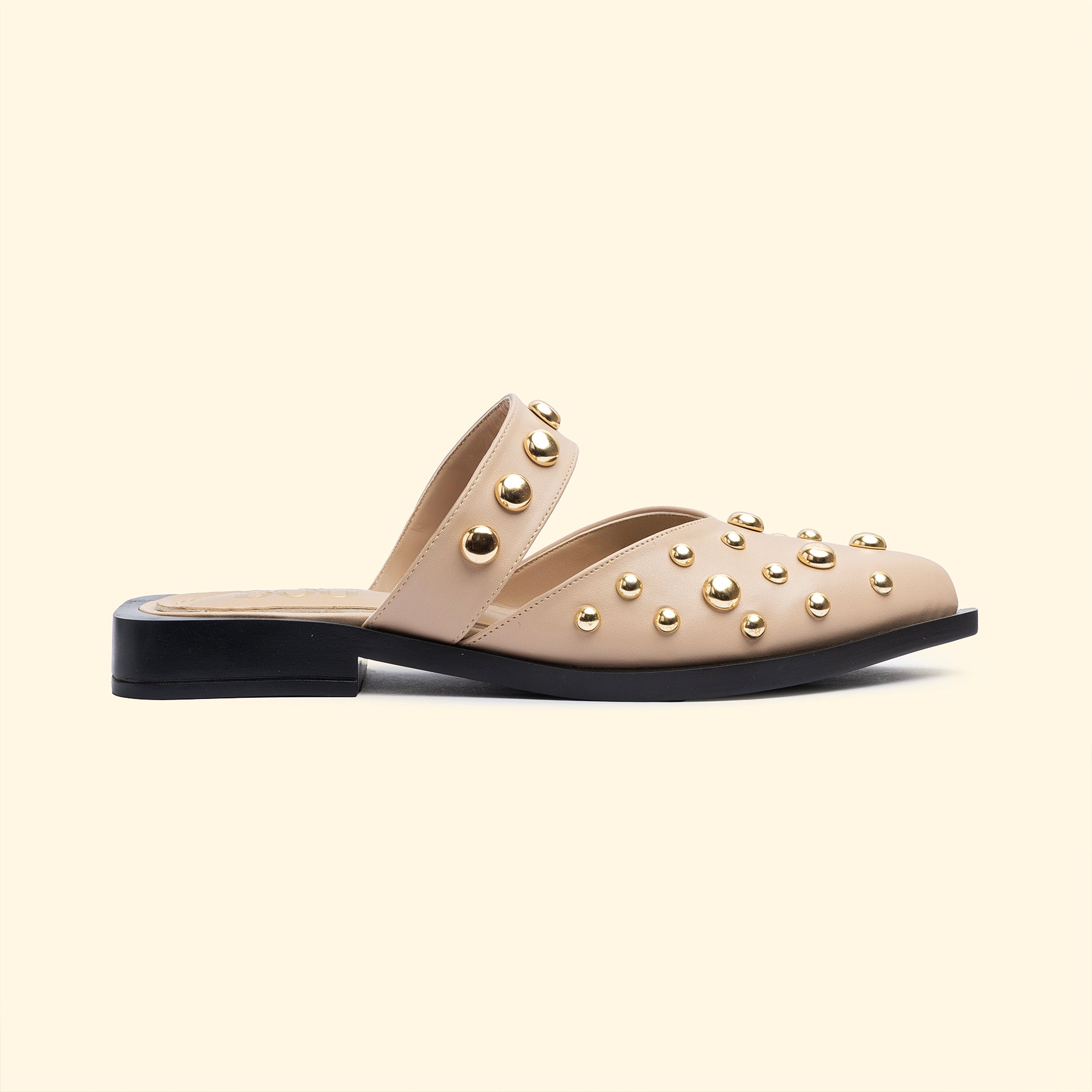 LUNA STUD FLATS - Almond Silk